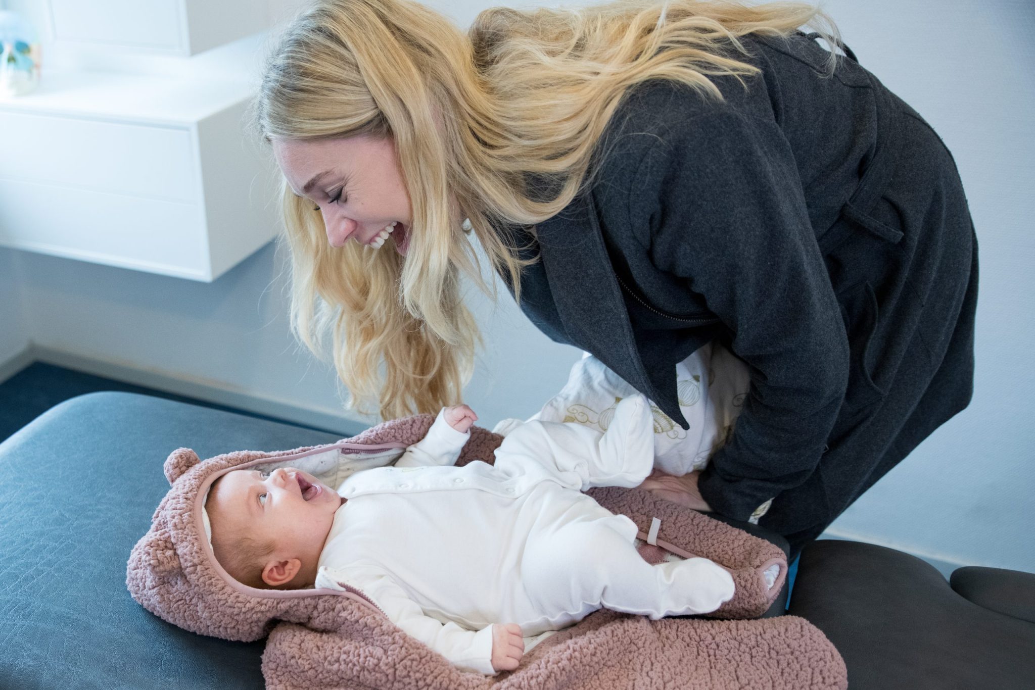 Kombineret osteopatisk behandling for mor og baby
